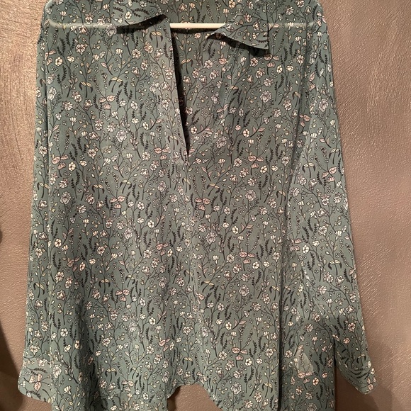 CAbi | Tops | Cabi Floral Blouse | Poshmark